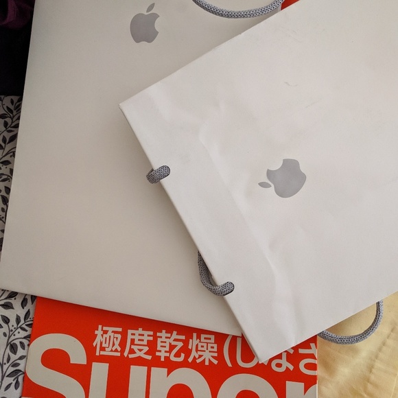 Apple | Accessories | Bags | Poshmark